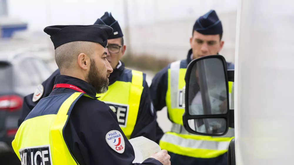 Policier adjoint - Nord - CRS autoroutière - départements de l'Aisne ...